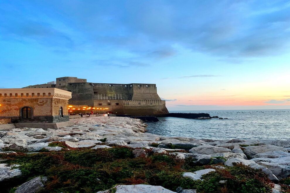 Castel dell'Ovo: storia e curiosità sul castello più antico di Napoli ...